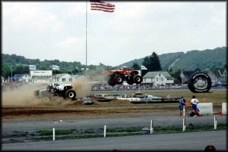 TheMonsterBlog.com's One Year Anniversary!!